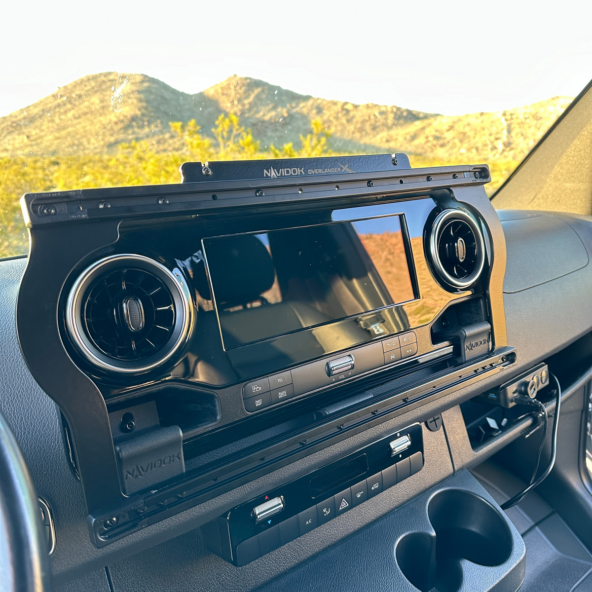 TERRA X No Drill - Dash Mount for Mercedes Sprinter – NAVIDOK Overland ...