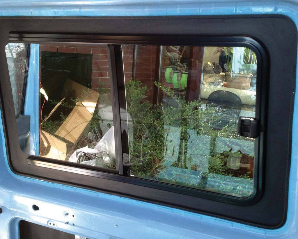AM Auto Mercedes Sprinter (2002-2006) Passenger Side Sliding Door Half ...